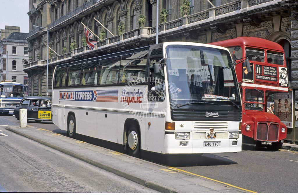 PHOTO Yorkshire Buses / West Riding Leyland RT 46 E46TYG - Geoffrey ...