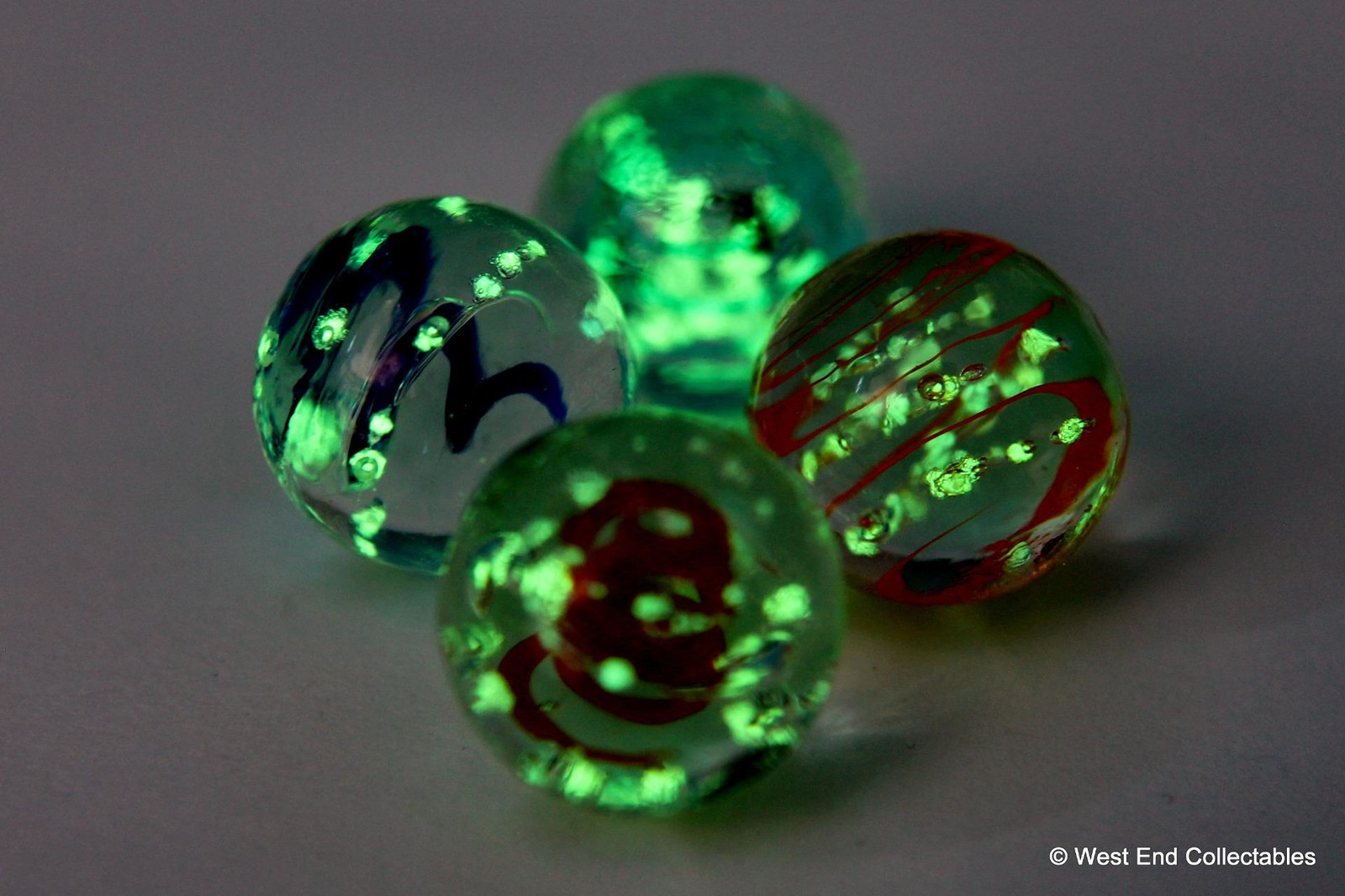 4 x 16mm Luminescent Glow In The Dark Glass Marbles - Handmade ...