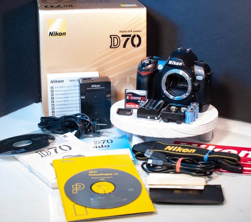 Nikon D70 DSLR w/ Box, Charger, Batt, CF Card - Near Mint - Shutter 7,963 Clicks | eBay