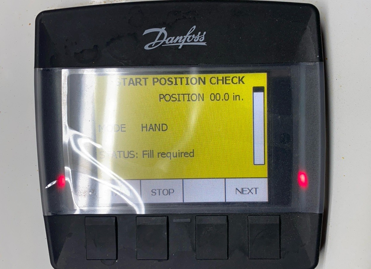 Danfoss MC 050 110 00000 PLC controller & DP250-00-00-04-00-00 Display ...