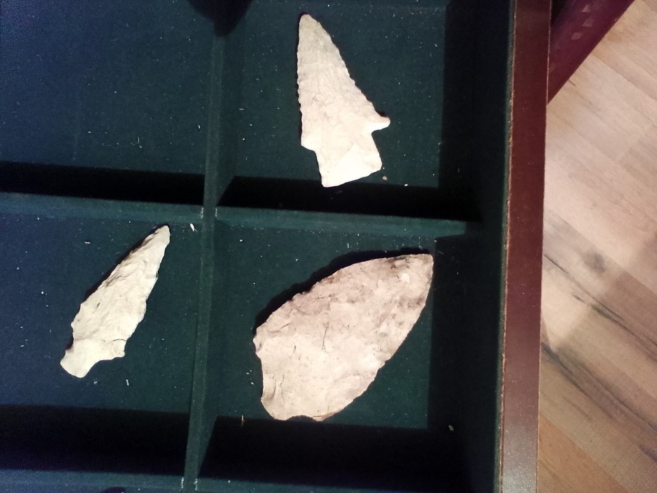 Over 30 Native American Indian Arrowhead Collection Projectile Point ...