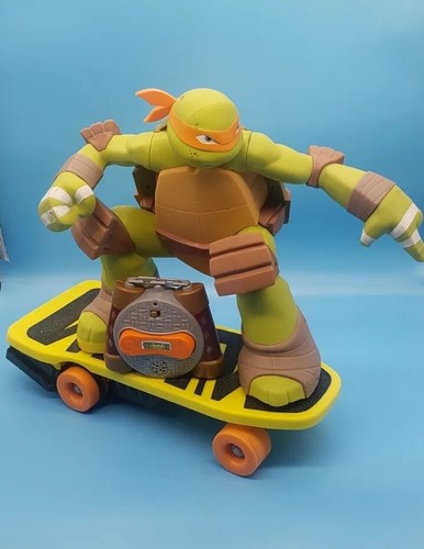 Teenage Mutant Ninja Turtles RC Skateboarding Mikey W Remote Control ...