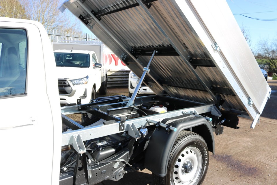2026 New 2.8 Toyota Hi lux Single Cab 4X4 - Dropside - Tipper - | eBay UK