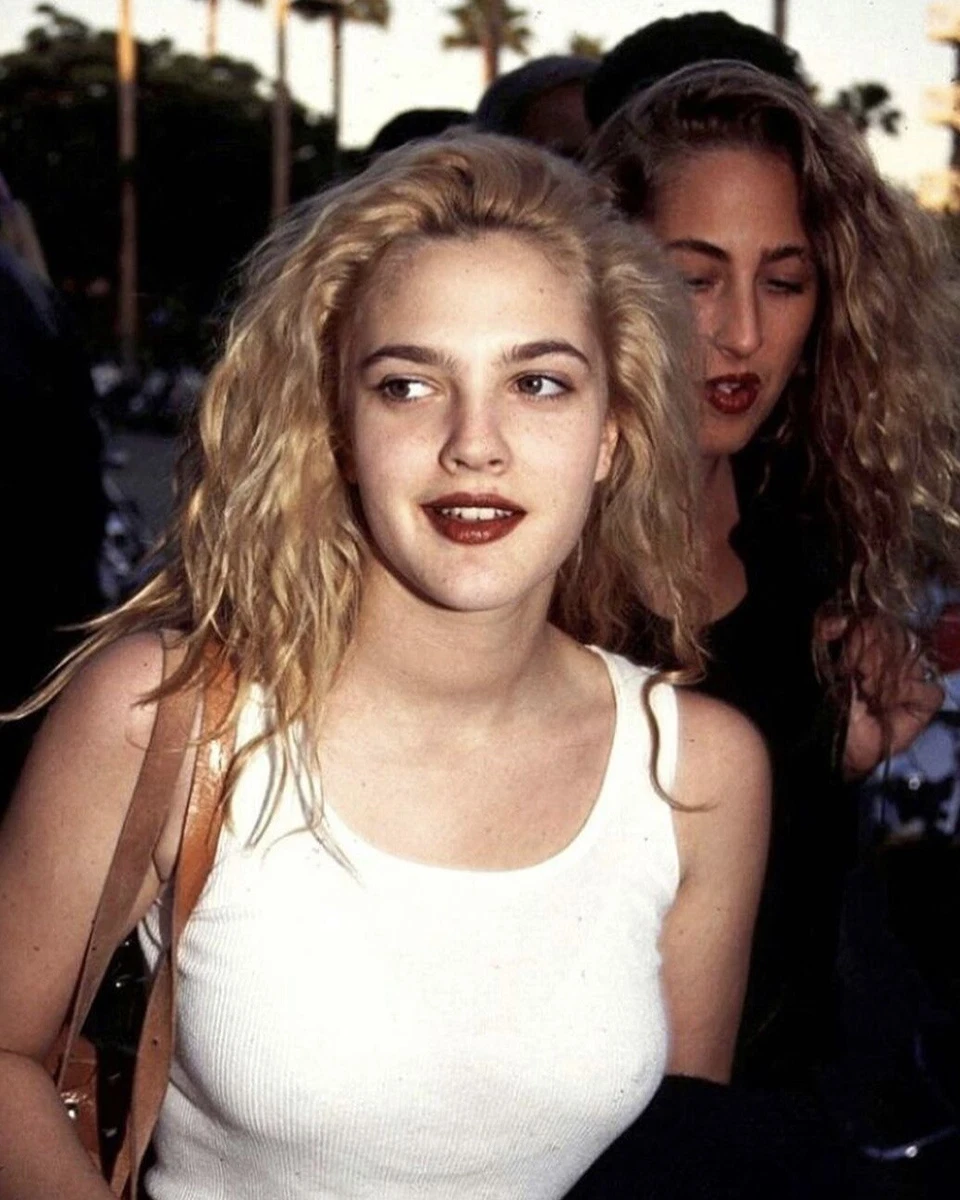 Young Drew Barrymore 90s