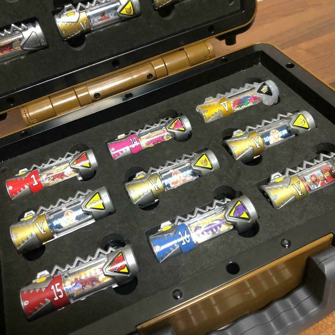 Power Rangers Dino Charge Kyoryuger DX Brave Box Case Zyudenchi 18p Set ...