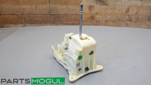 2009-2011 HYUNDAI GENESIS AUTOMATIC GEAR SHIFTER SELECTOR 46700-3MXXX ...