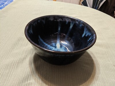 Art Pottery Small 7" Round Pottery Bowl Black Blue Drip Glossy Glaze ...