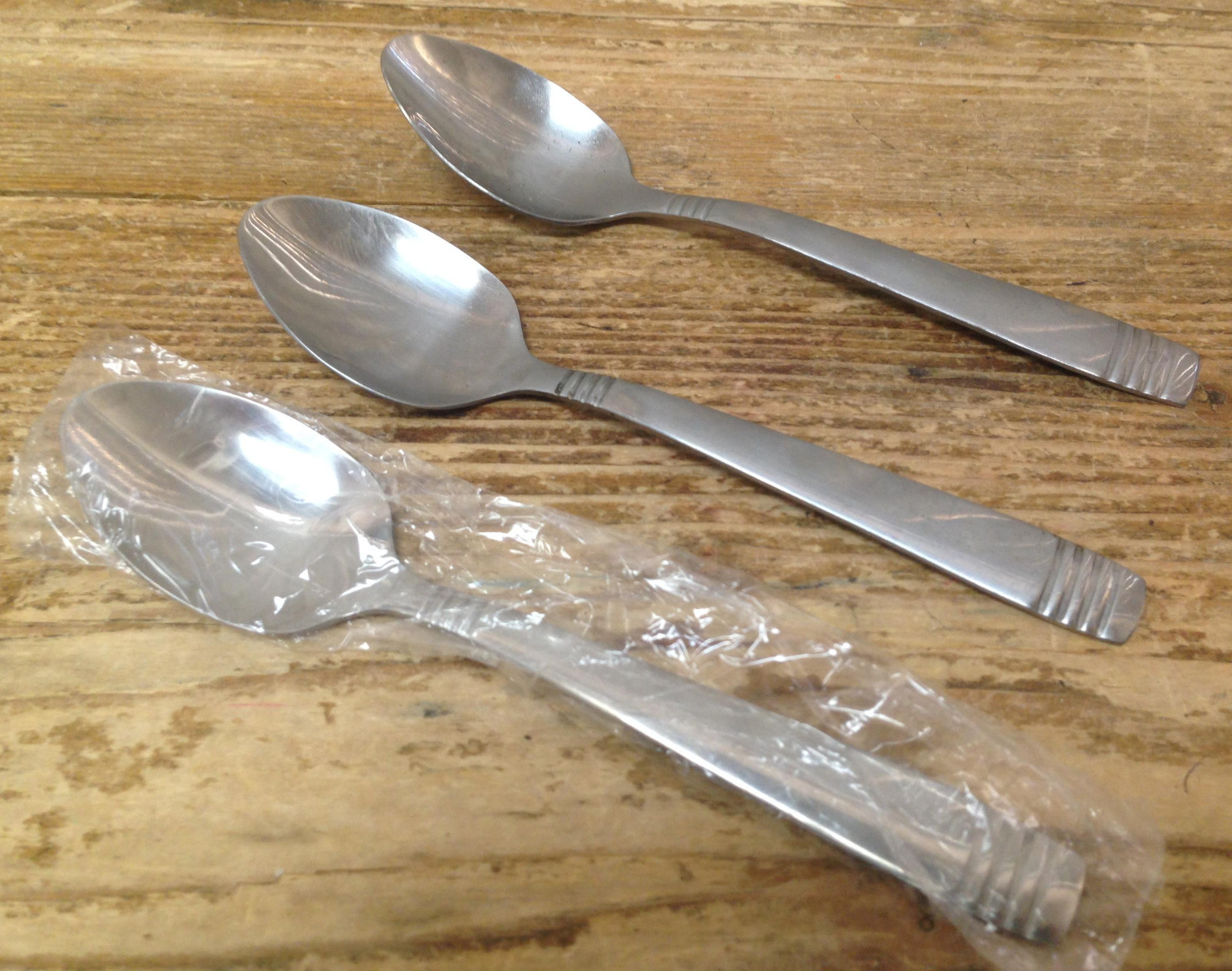 Palmore Gibson Stainless 3 Teaspoons Tea Spoons Vertical Line Flat Tip ...
