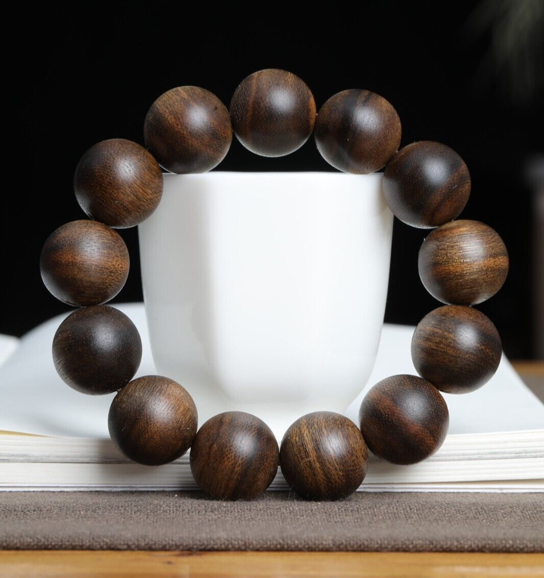 Tibetan Himalayan Ancient eaglewood wood Old Talisman bracelet Beads ...