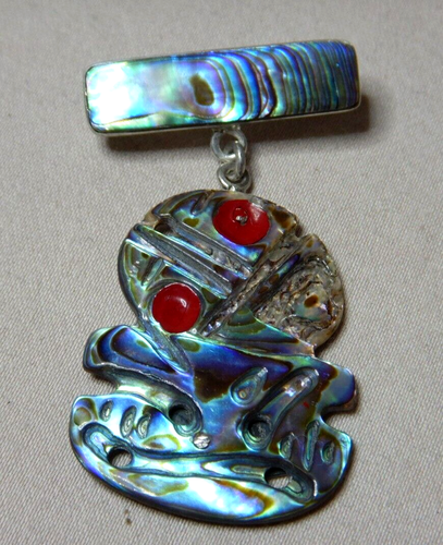 VINTAGE NEW ZEALAND TIKI PAUA SHELL SET STERLING SILVER BROOCH 3453 ...