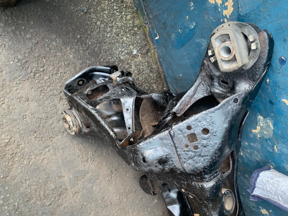 JAGUAR XJ X351 SUBFRAME AXLE REAR 3.0 DIESEL AUTOMATIC X351 2010 - 2015 ...