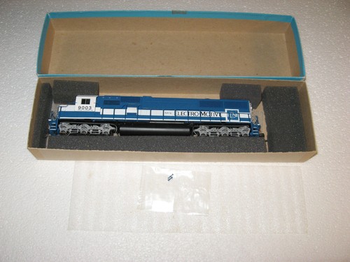 HO SCALE PROTO 2000 SD 60 ELECTRO-MOTIVE EMD NUMBER 9003 LOCOMOTIVE! | eBay
