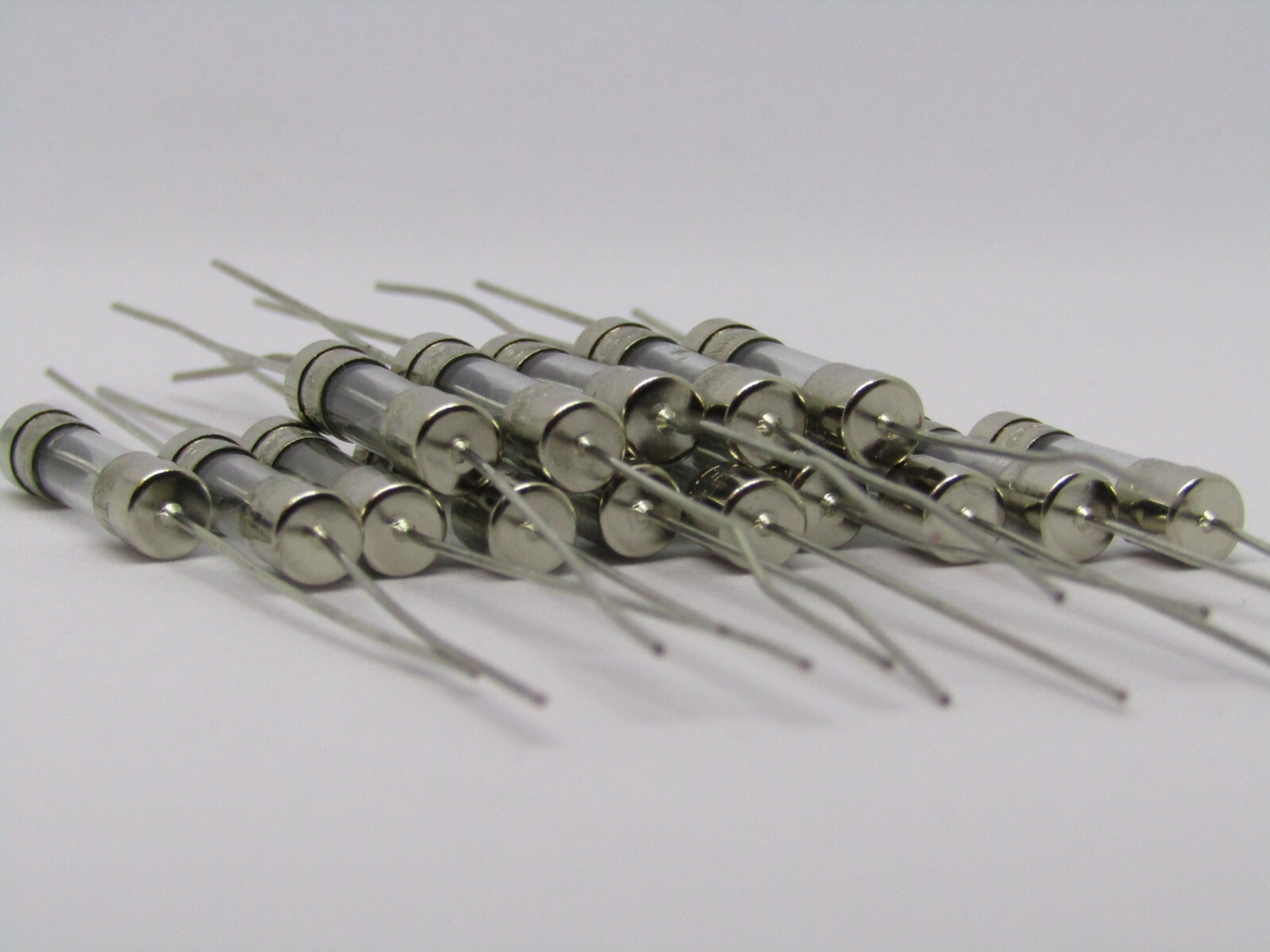 Foot lead GLASS fuse 3.15A Slow & F3.15A Fast Blow T3.15AL250V 5x20mm ...