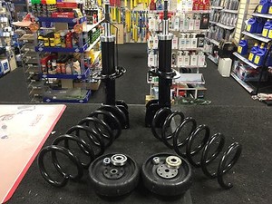 RENAULT TRAFIC VAUXHALL VIVARO FRONT SHOCK ABSORBER COIL SPRING STRUT ...