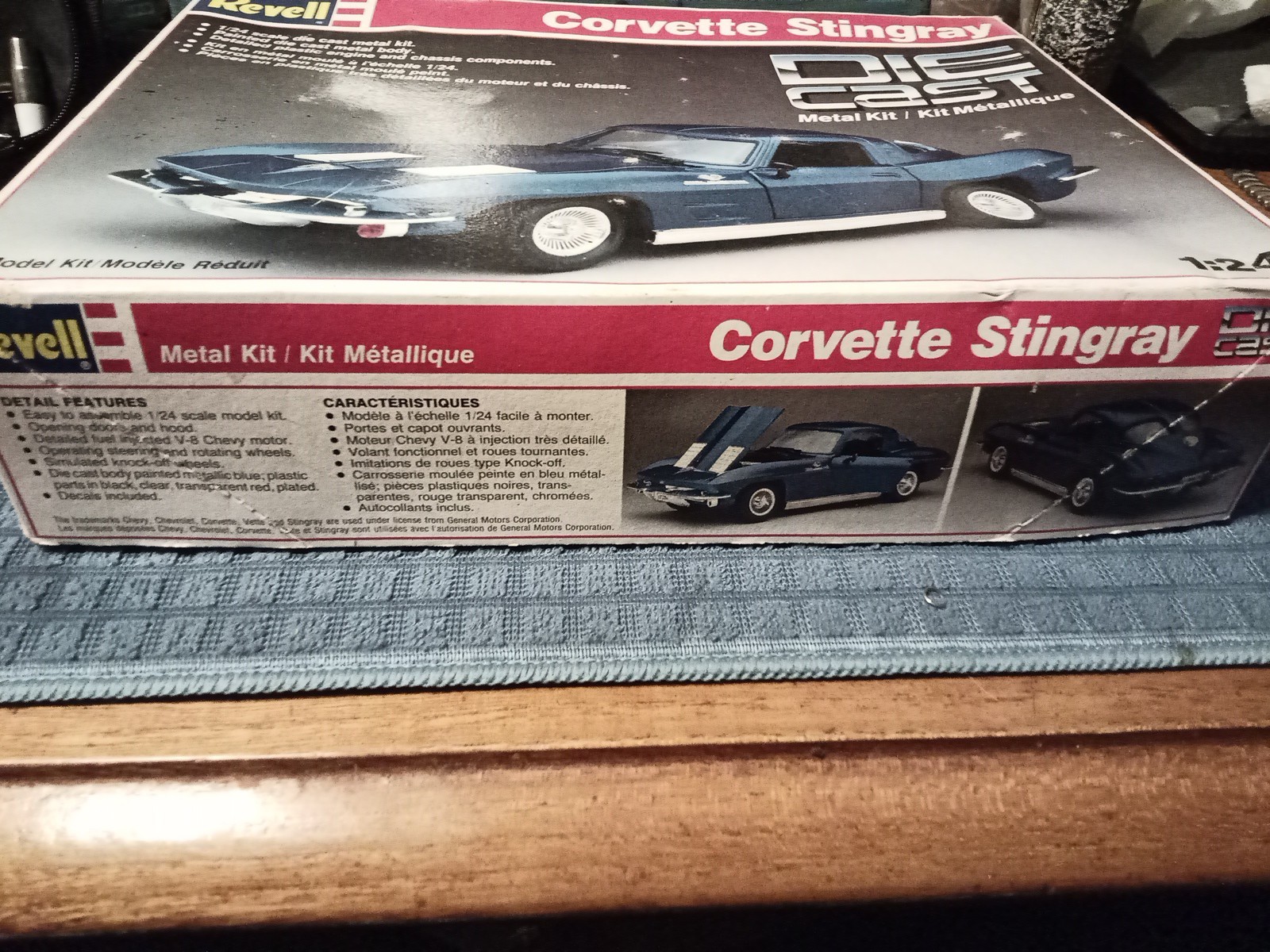 Revell Corvette Stingray 1:24 Vintage 1988 Die Cast Metal Model Kit ...