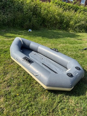Avon Redstart Inflatable Dinghy Hyphen Tubes, With Inflatable Seat ...