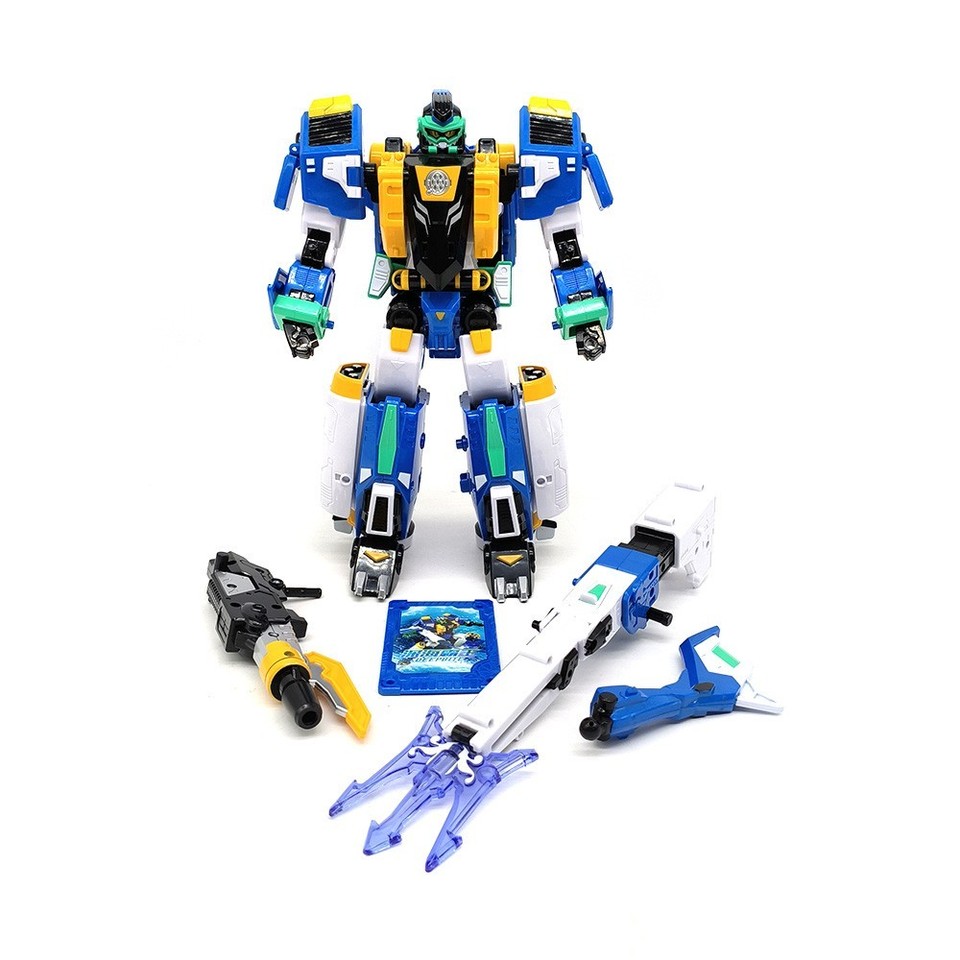 Metal Cardbot 2 Deformble Robot Glober Musclehyde Cielo Transform Truck ...