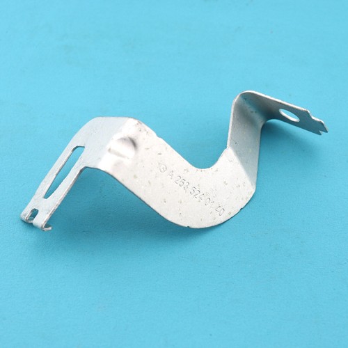 For MERCEDES BENZ GLC C253 Front Splash Shield Right Bracket ...