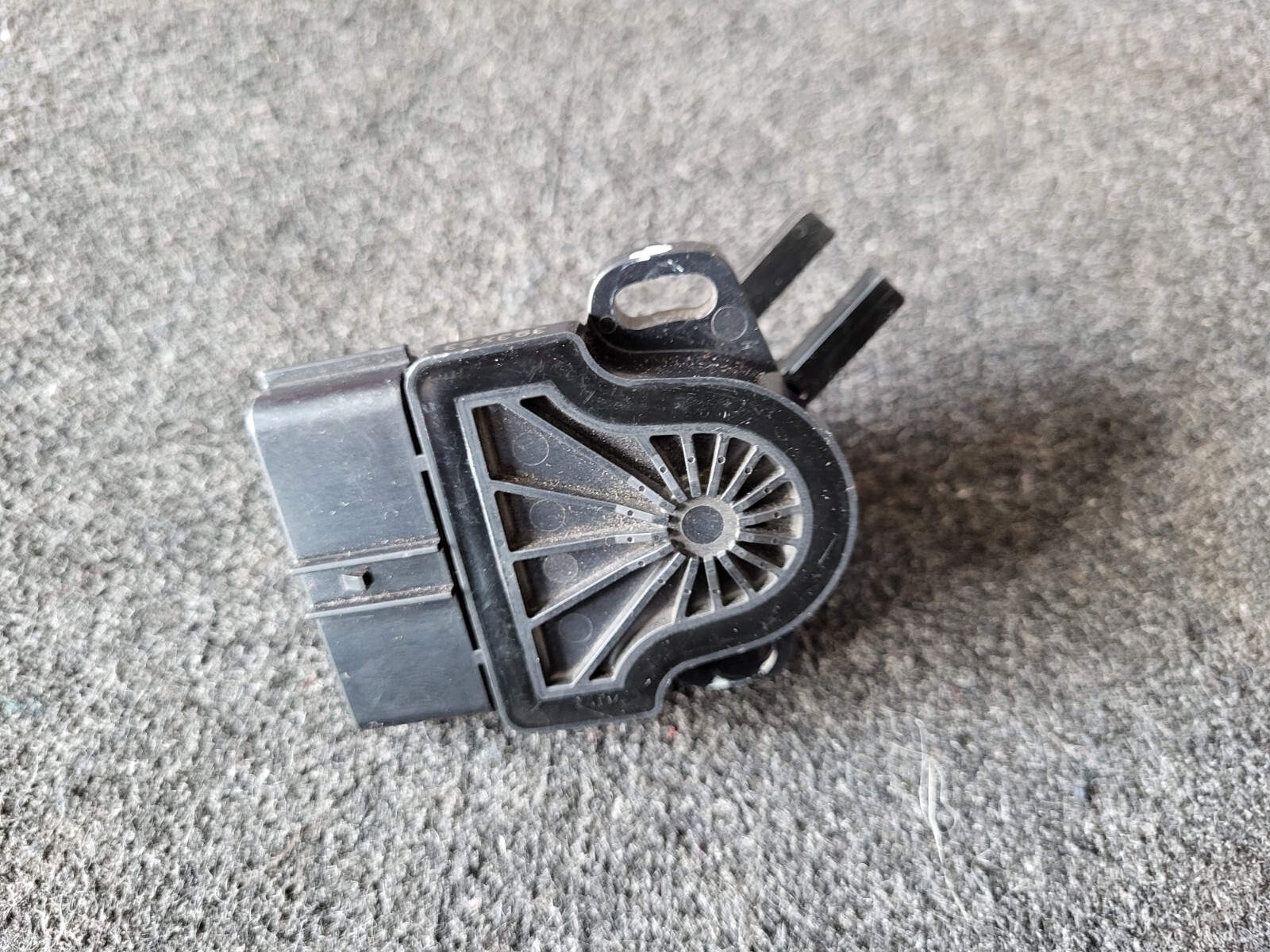 MITSUBISHI L200 SHOGUN SPORT PAJERO MONTERO Accelerator Throttle Pedal ...