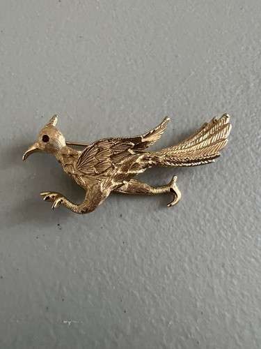 Vintage Napier Roadrunner Pin Brooch Gold Plated Garnet Color Jewel Eye ...