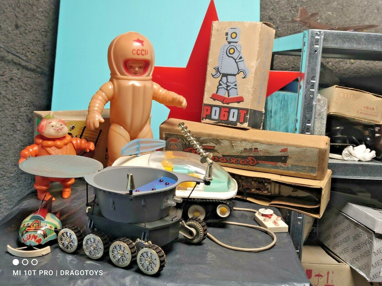 VINTAGE SPACE TOY 70s EXPLORER MOON ROVER BATT. OPERATED USSR CCCP ...