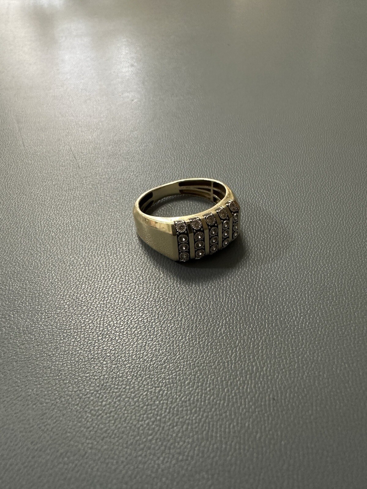 10k Yellow Gold Men Diamond Ring - Gem