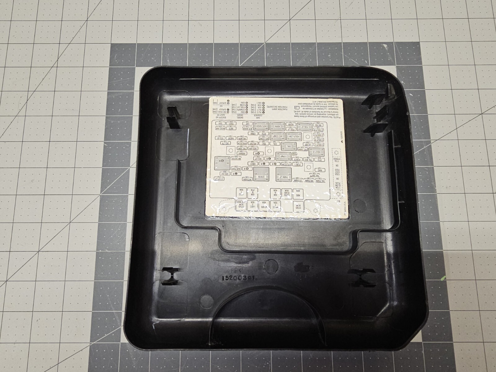 99-06 SILVERADO SIERRA TAHOE YUKON SUBURBAN 5.3 4.8 6.0 FUSE BOX TOP ...