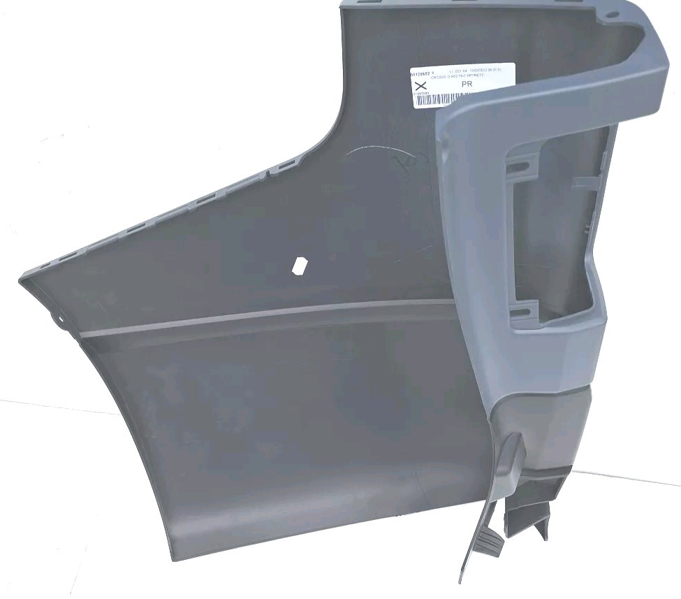 2015 Renault TRAFIC Rear Right Side Bumper Corner 850162827R for sale ...