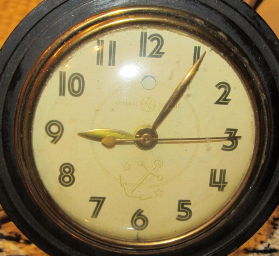 General Electric Ship Wheel Clock 3H98 Anchor inside Face Vintage ...