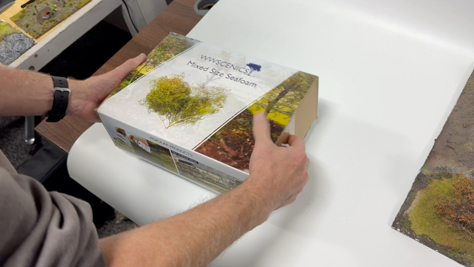 Seafoam Model Trees Box Mixed Sizes - WWScenics Diorama & Model Railway ...
