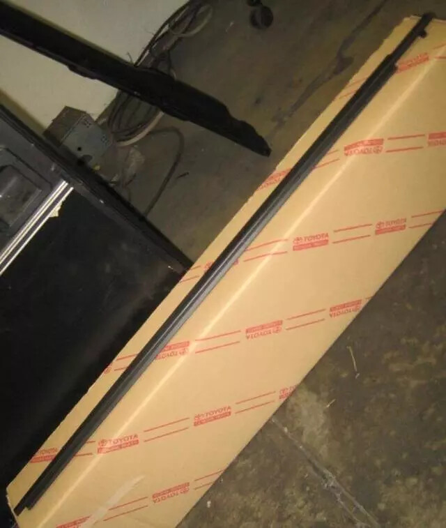 Toyota OEM 7572002210 Door Moulding-belt Molding 75720-02210 for sale ...