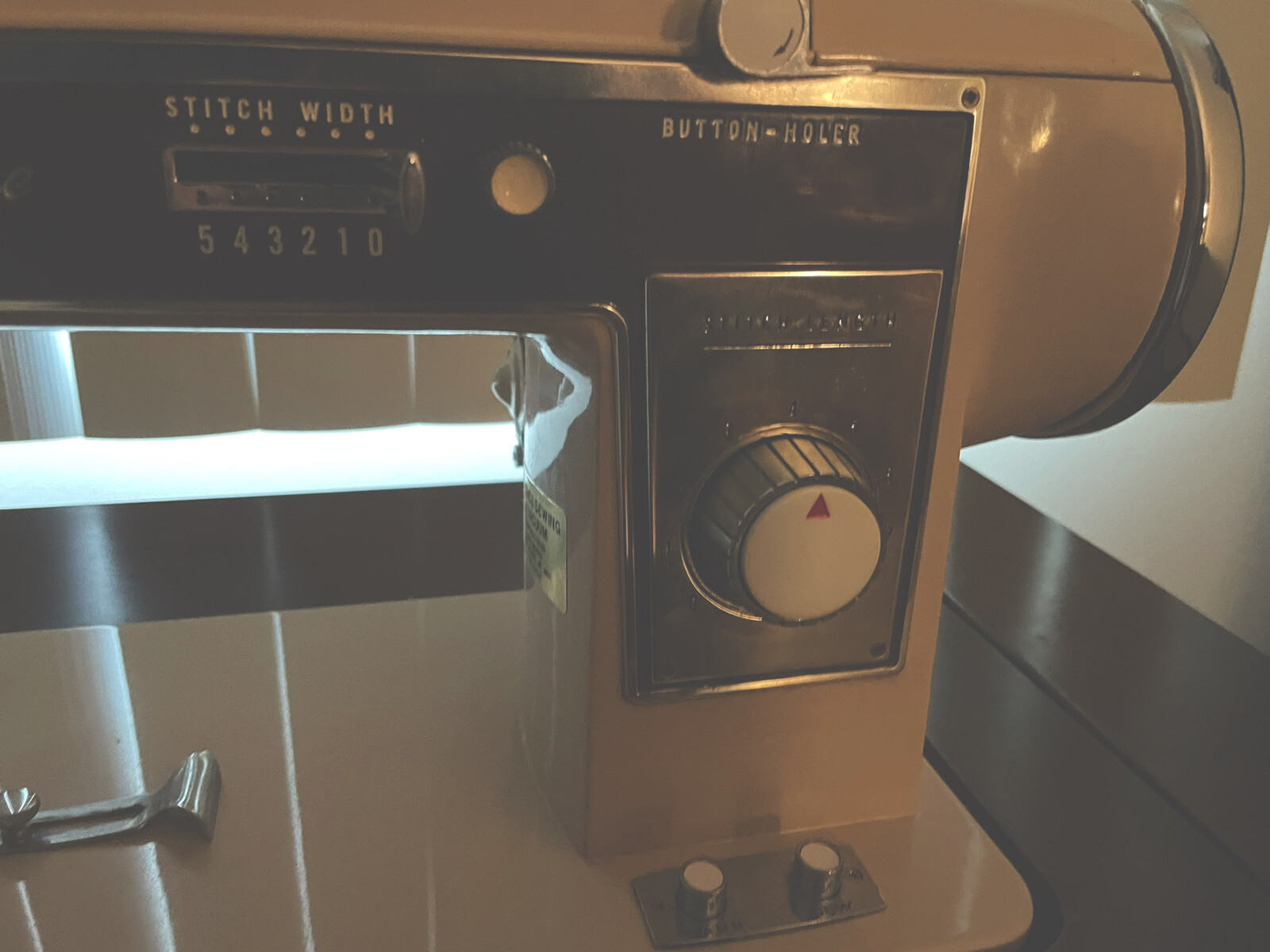 Vintage Montgomery Ward Signature Sewing Machine Cabinet Chair Cams ...