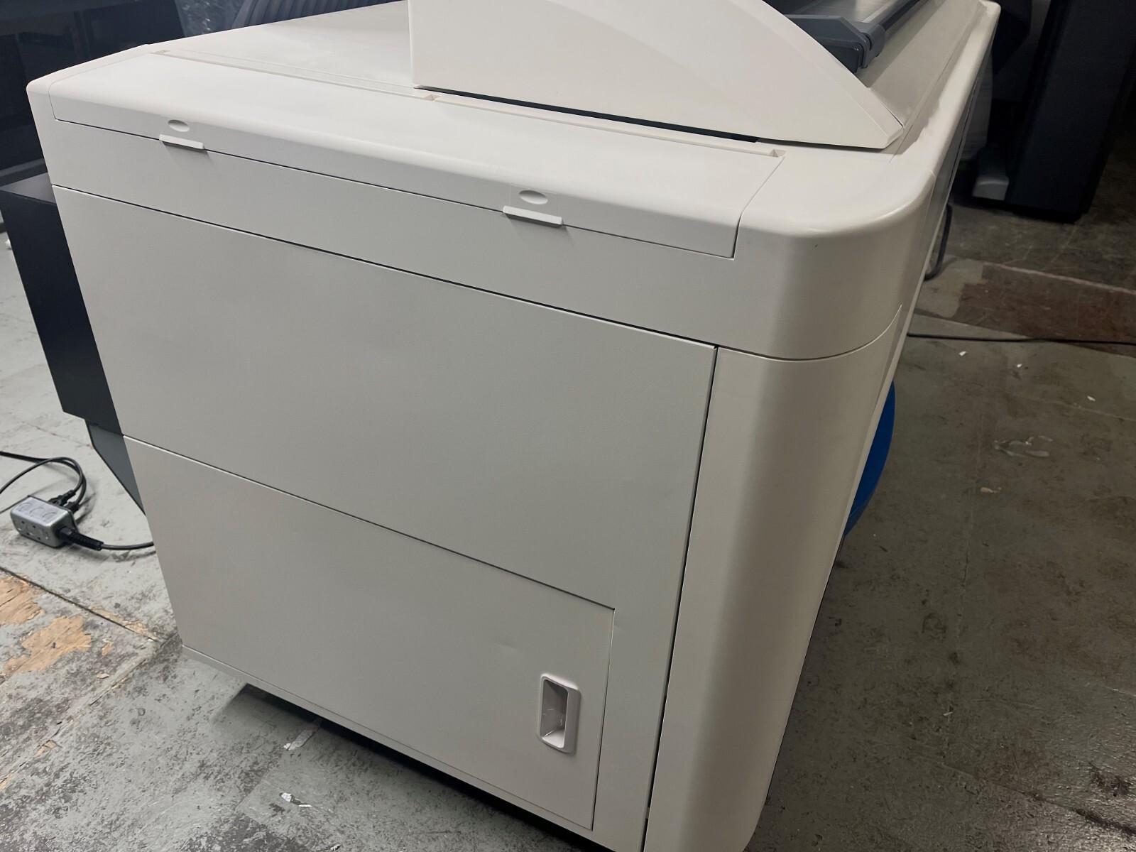 KIP 660 MFP COLOR REPO Meter #1 has 26k sqft, Meter #2 has 61k sqft | eBay