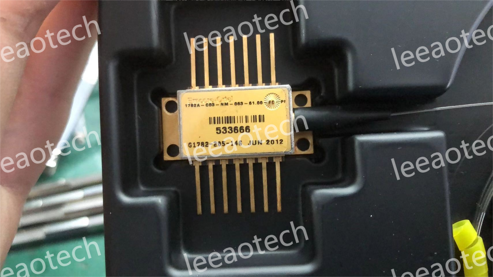 EMCORE 1530-1550nm CW DFB Laser FC/APC Output 40-60mW PM Fiber 14Pin ...