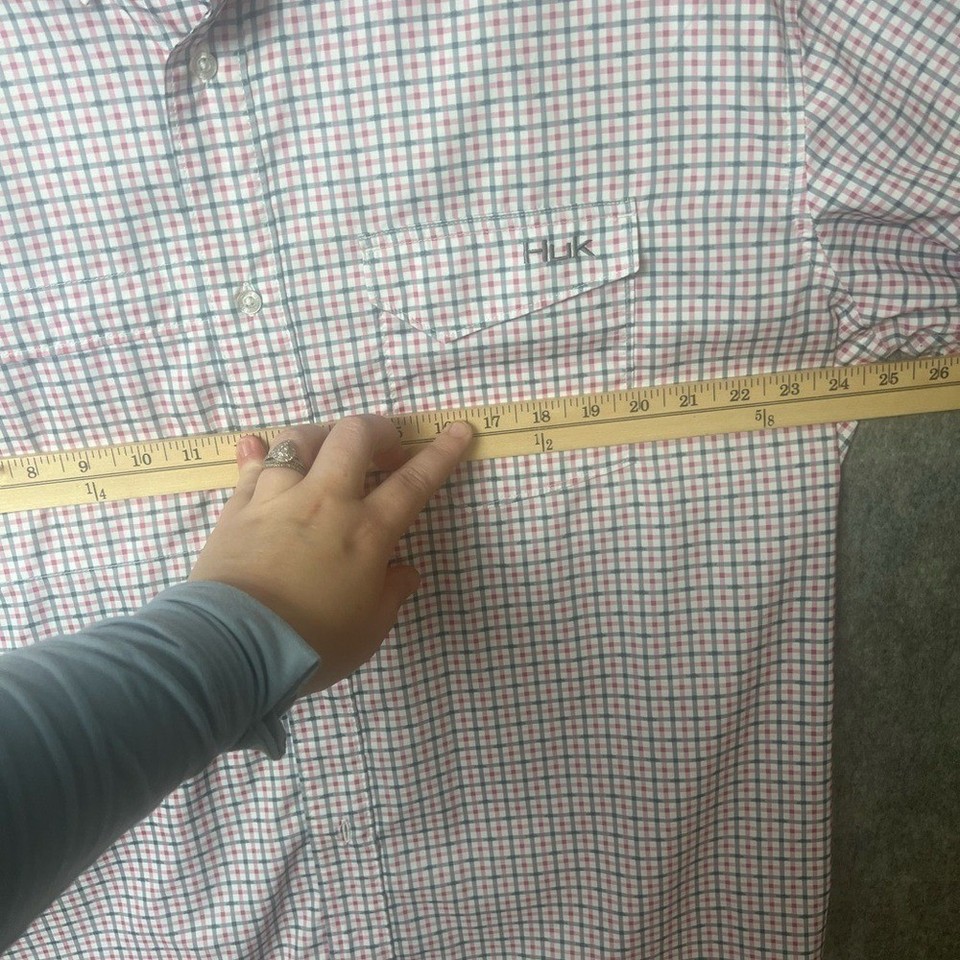 Huk performance fabric Men's XL Short Sleeve Checkered outdoors fishing ...