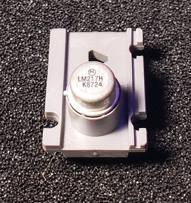 Original MOTOROLA LM217H Adjustable Linear Voltage Regulator +1.2V to ...