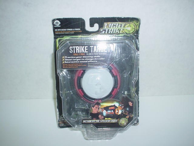 WowWee Light Strike Target Assault Strikers Laser Tag 3404 for sale ...