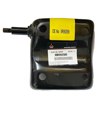 GENUINE Suspension Spring Hanger Plate For Mitsubishi L200 B40 2.5TD 3/ ...