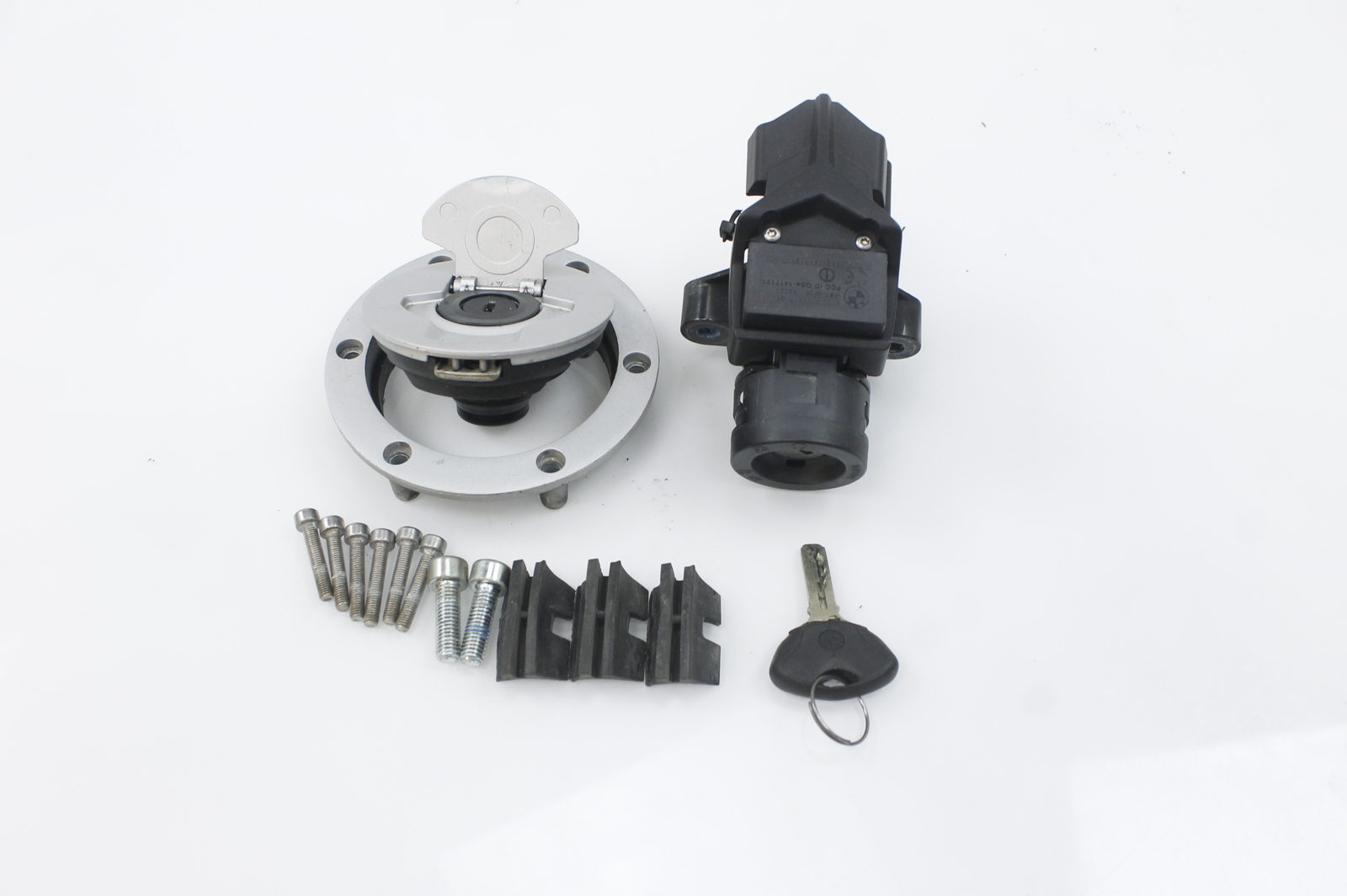 05-07 BMW R1200GS IGNITION LOCK KEY SET W/ GAS CAP AND SEAT LOCK | eBay