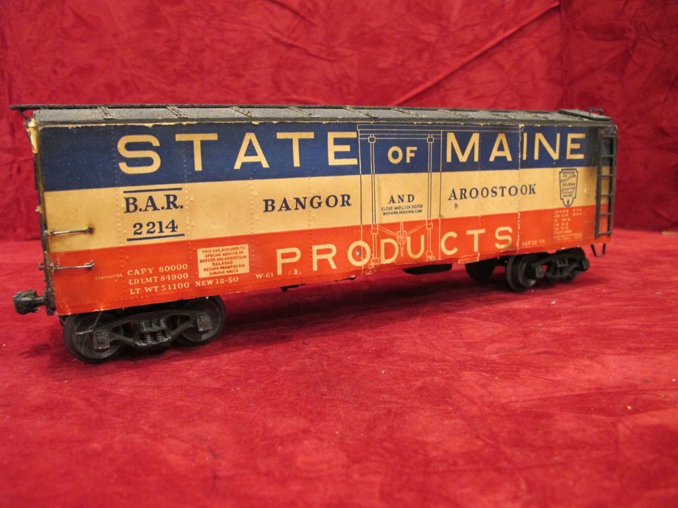 VINTAGE BOX CAR BUILT KIT MADE OF WOOD or METAL or plastic O GAUGE ...