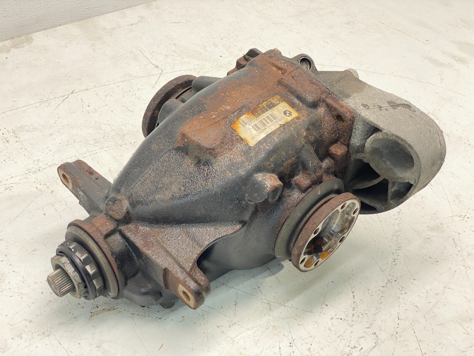 BMW E88 E82 E90 E92 Rear Axle Final Drive Differential Carrier 3.46 ...