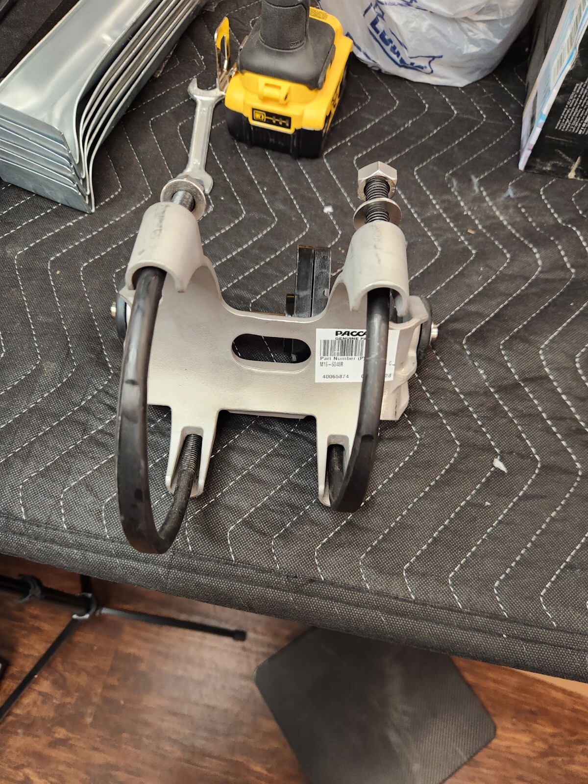 Peterbilt M16-6048R Multi Purpose Clamp for sale online | eBay