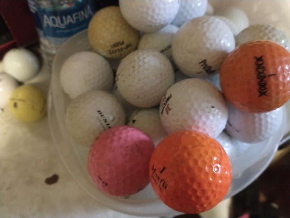 50 Golf Balls Practice/Range Balls Titleist Pinnacle Top-Flite etc ...