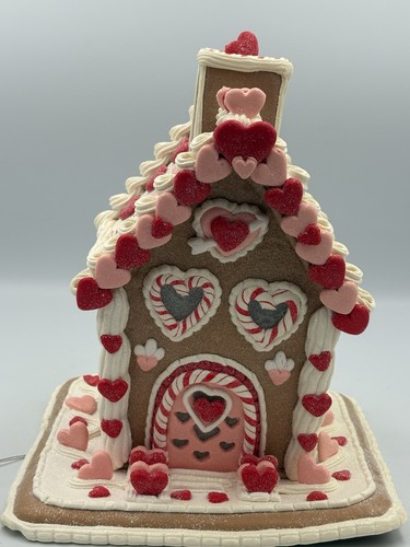 10’’LOVE & CUPCAKES Light Up Candy Heart Gingerbread House Valentines ...