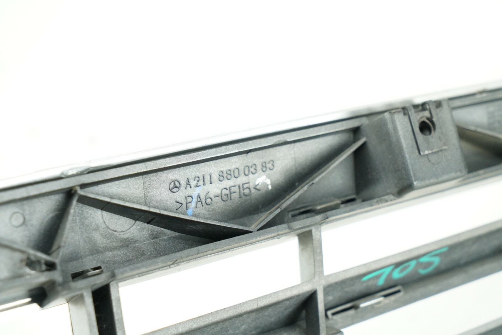 Mercedes W211 03-09 Front Bumper Grille Grill Radiator Vent 2118800583 ...
