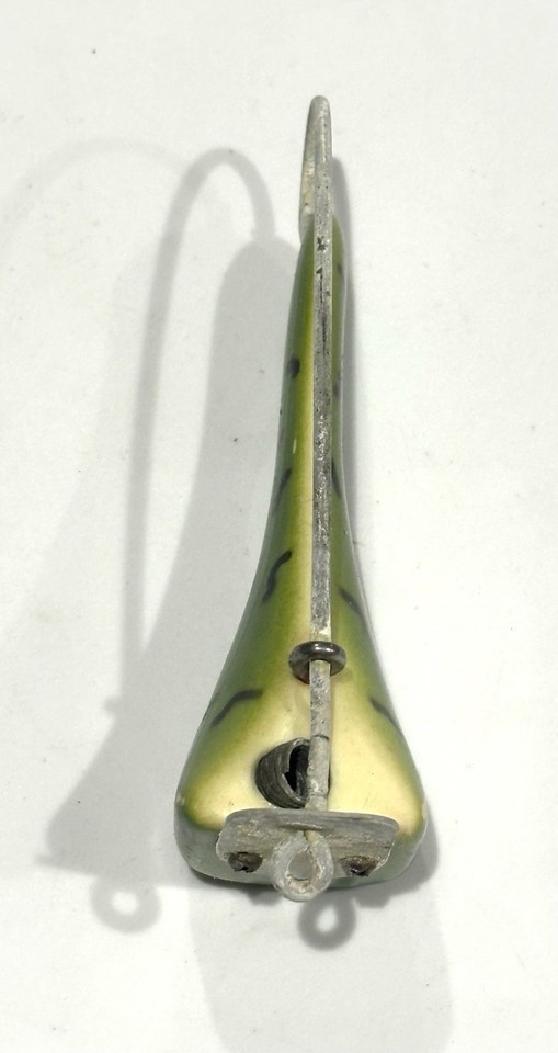 Vintage unknown spring loaded frog fishing lure tackle find | eBay