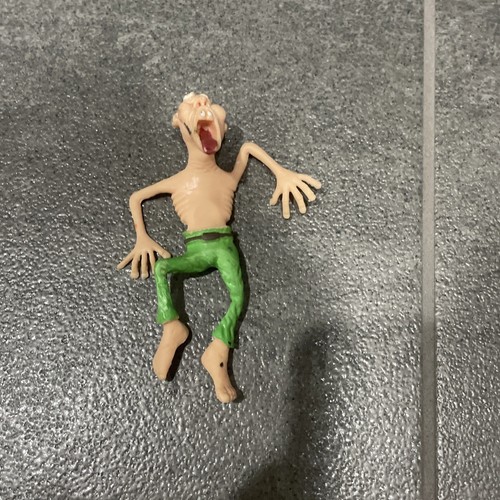 Vtg 1971 Imperial Toys Spooky Kooky 5" Goon Dungeon Prisoner Jiggler ...