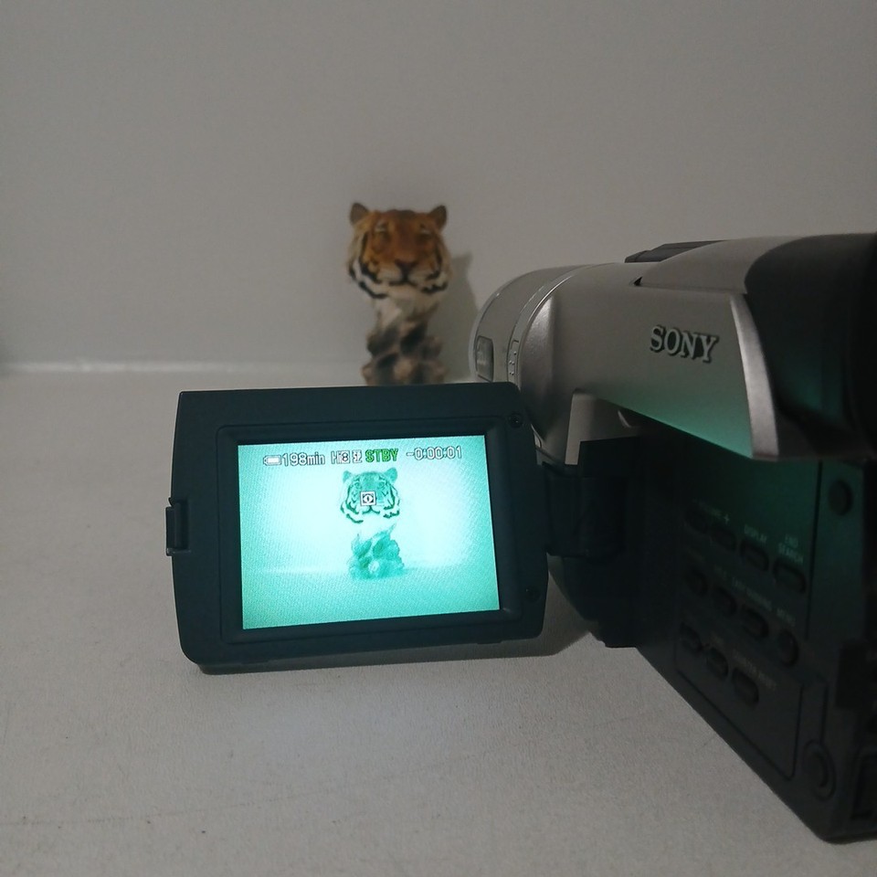 Sony Handycam Vision CCD-TRV608 NTSC Video Hi8 Camcorder Tested & Works ...