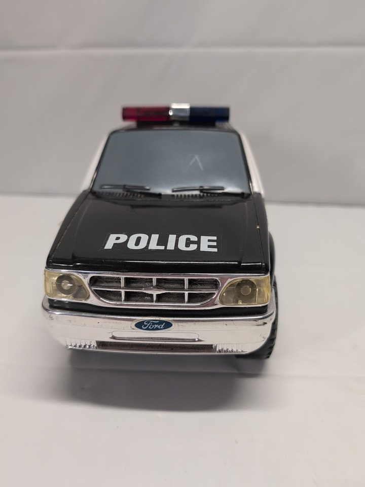 FUNRISE USA METRO POLICE UNIT 208 CAR EMERGENCY WORKING 1995 EXPLORER ...