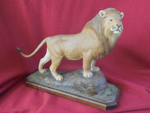 Louis Paul Jonas Studios African Lion Sculpture | eBay